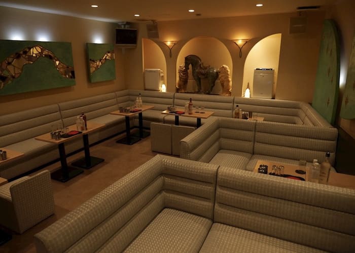 池袋プリームスの料金はいくら？予算2万円で遊べるか検証してみた- ラウンジ求人と料金ならラウンジウィキ